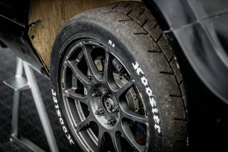 Hoosier liefert Reifen - Wechselberger und Steffen vor TitansRX Debut ...