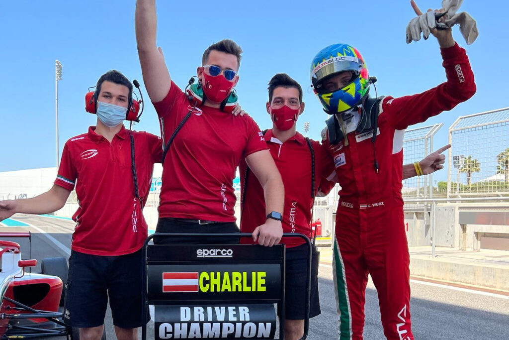 Charlie Wurz ist neuer Formel 4 UAE Champion! — FormelAustria