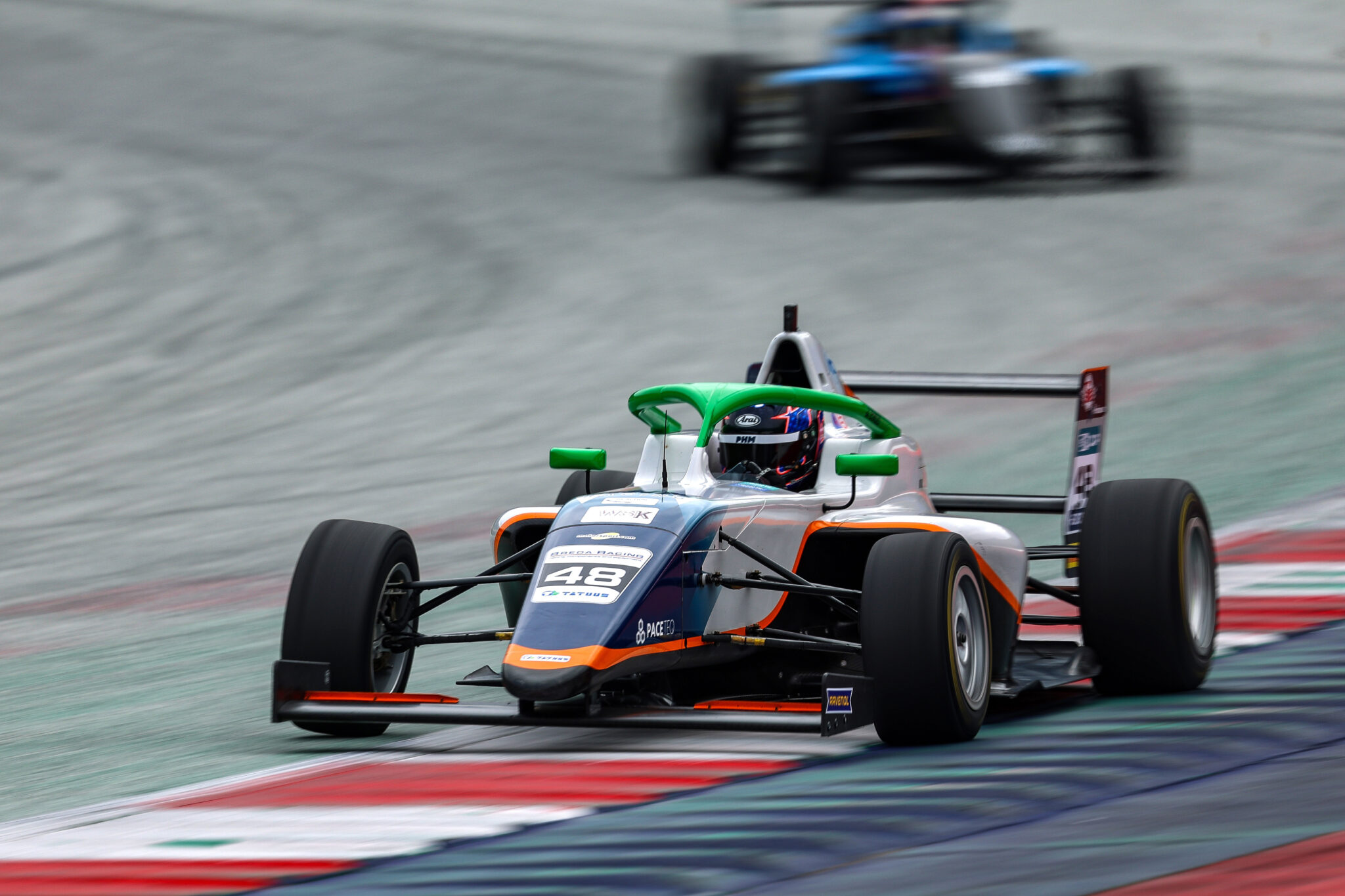 Newcomer Egozi holt beide Siege ACCR F4 in Österreich — FormelAustria