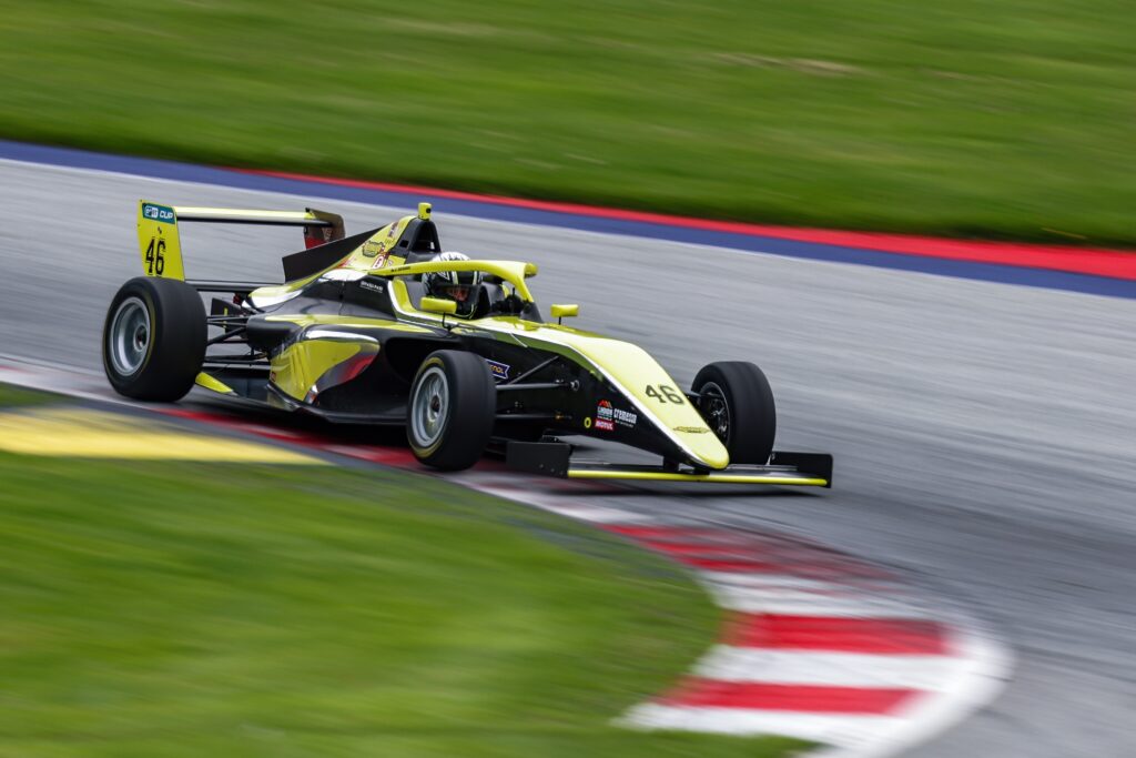 Solides Heimspiel von Renauer in der ACCR Czech Formula — FormelAustria